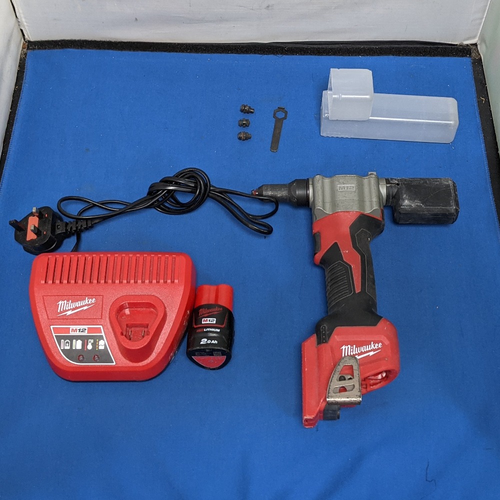 Milwaukee M12BPRT Cordless 12V M12 Li-Ion Pop Rivet Gun - Own4Less
